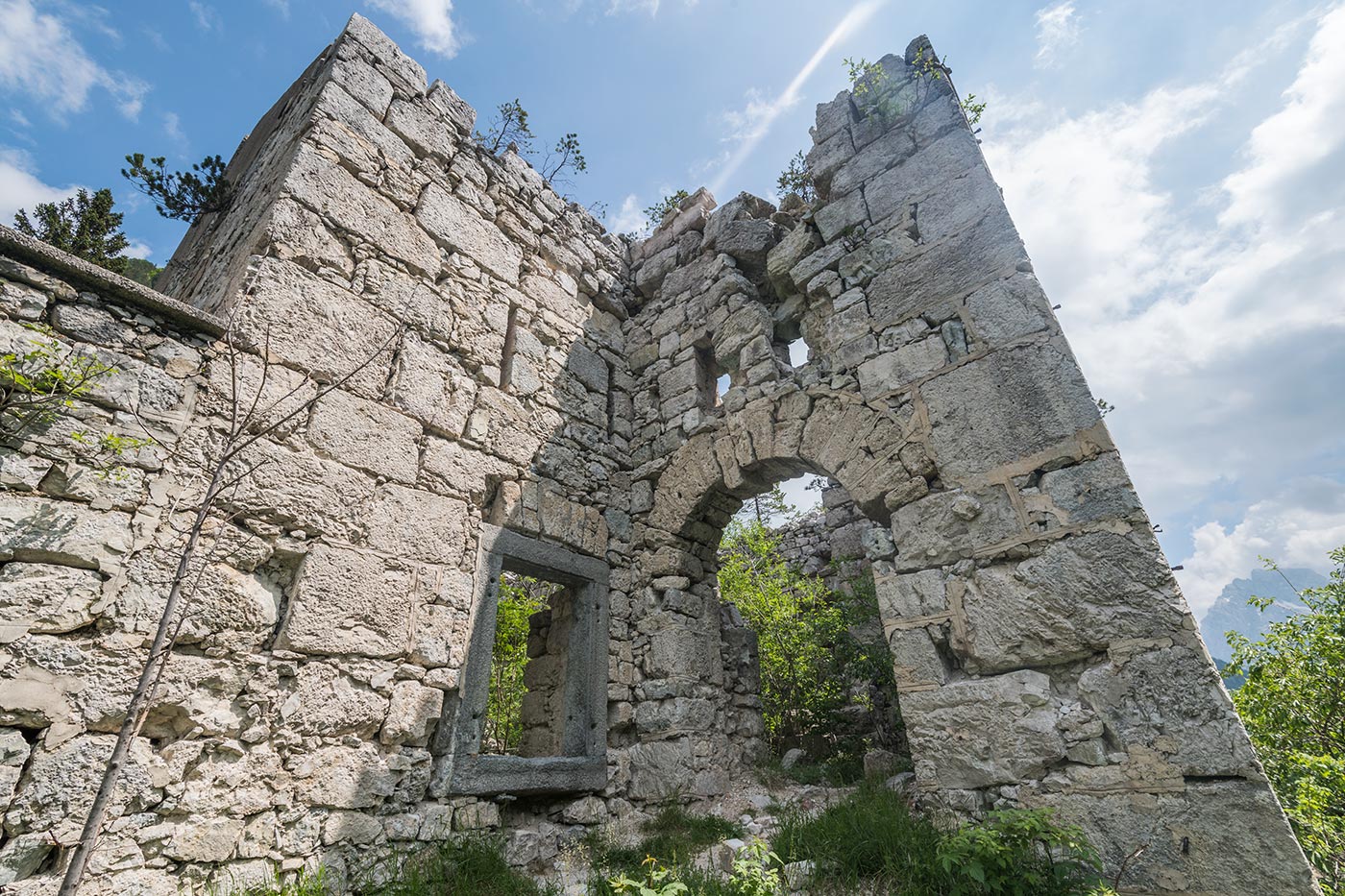 Trdnjava Predel - AmazingWorldSites.com